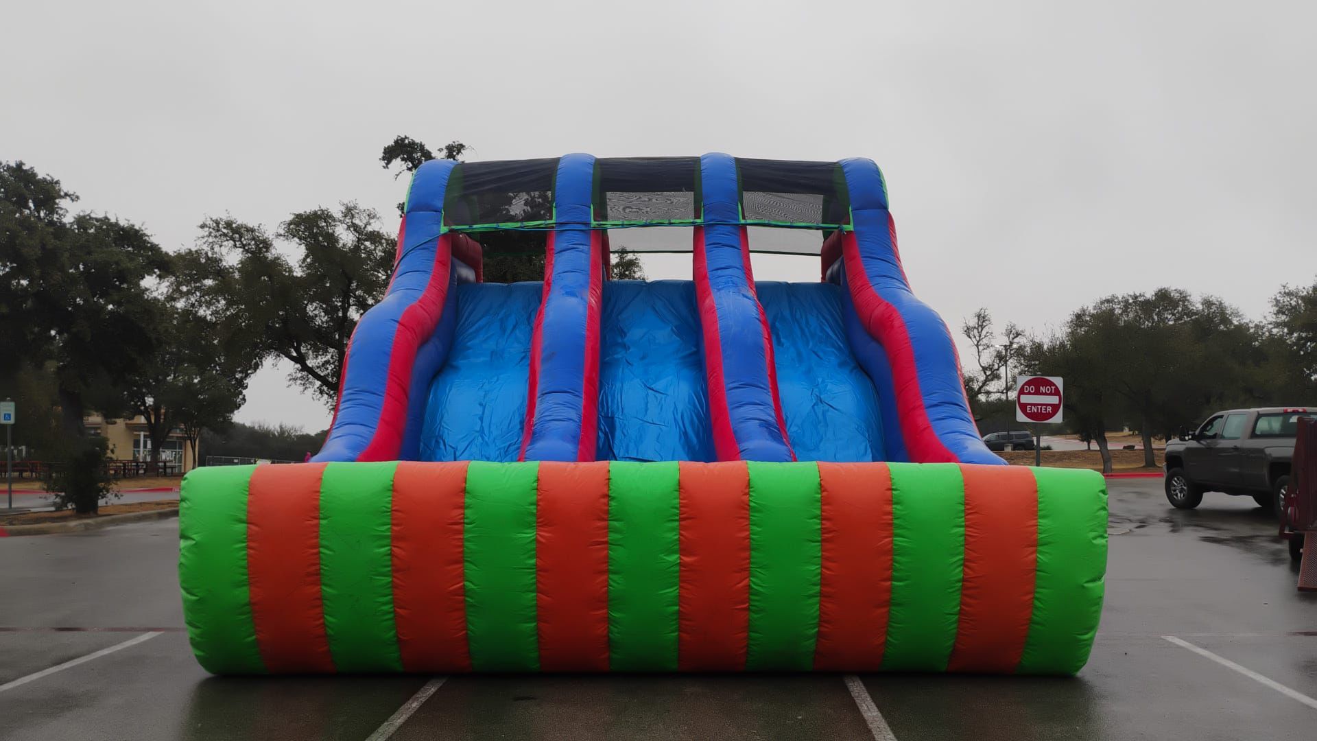 Adventure Bounce House Rental | Jump N Slide